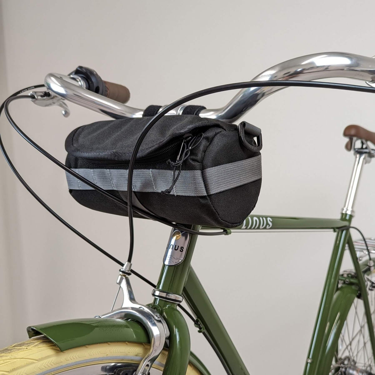 Handlebar Bag - Black & Green Burrito – Xnito